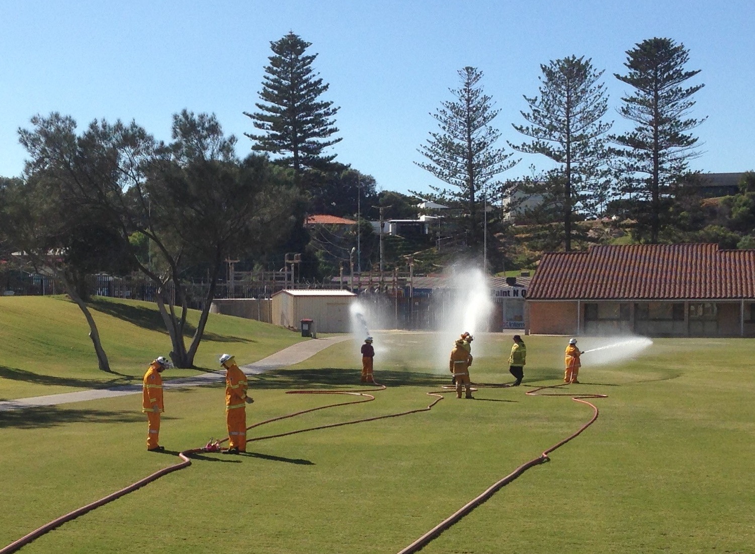 News Story - New bush fire brigade volunteers put through paces » City ...